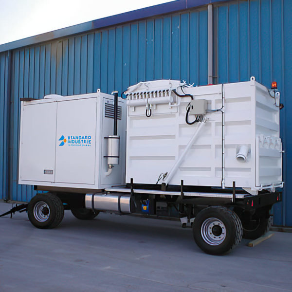 Industrial vacuum unit on trailer, vacuum cleaning unit manufacturer